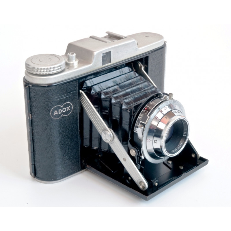 Adox Golf con Adoxar 75mm f6,3 cámara vintage de medio formato 6x6