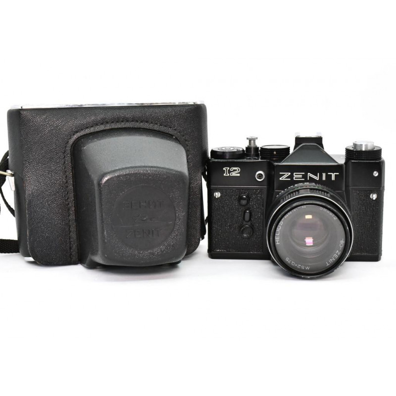 ZENIT 12 (rara) + Helios 44M-4 F/2 58mm